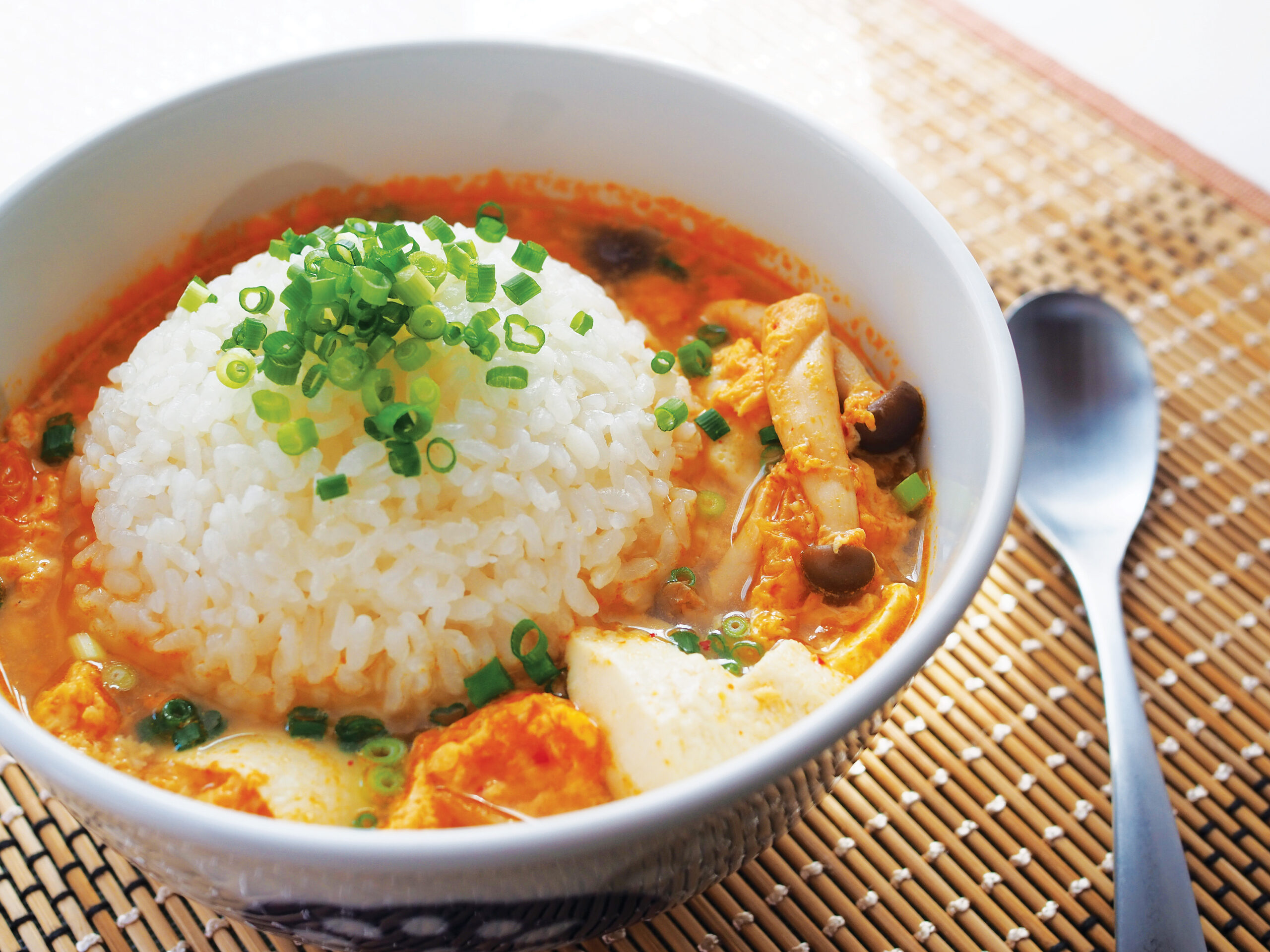 キムチ豆腐クッパKimchi tofu gukbap (rice with hot soup) | Peacemakers' Recipes